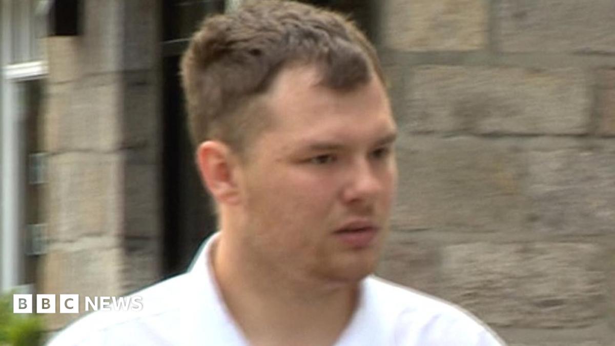 Man acquitted in teenager's Inverurie workplace death trial - BBC News