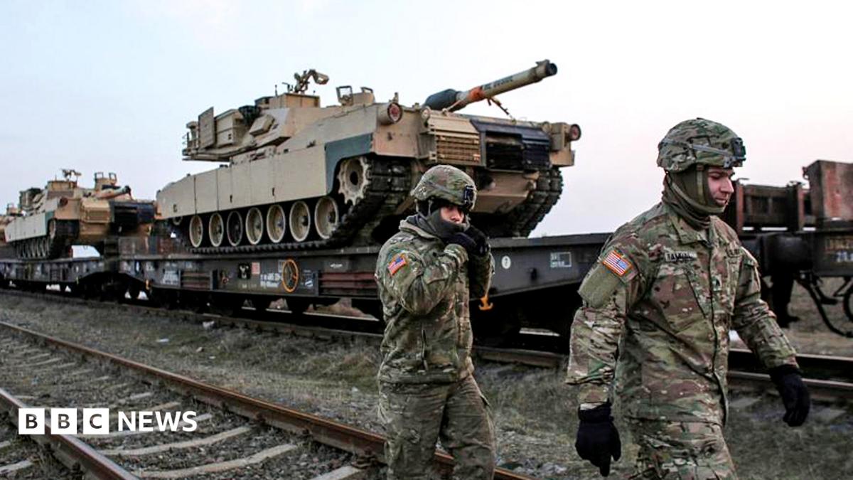 Ukraine war: US to follow Germany in sending tanks to Ukraine - BBC News