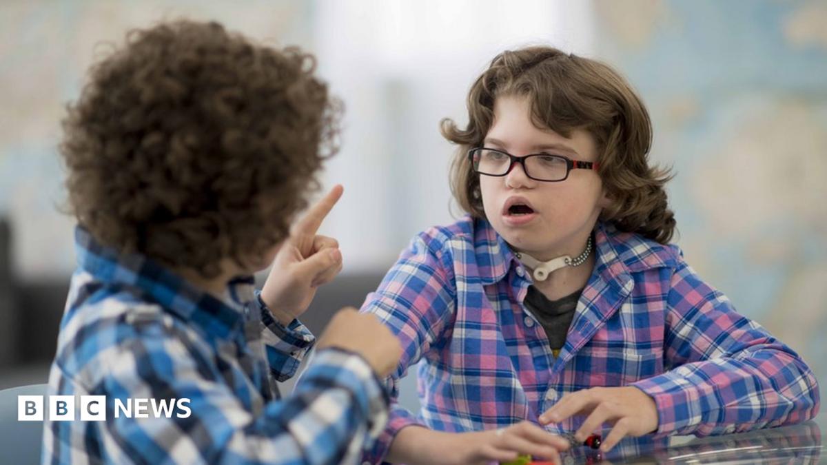 Petition to make BSL first language for deaf children in Wales - BBC News