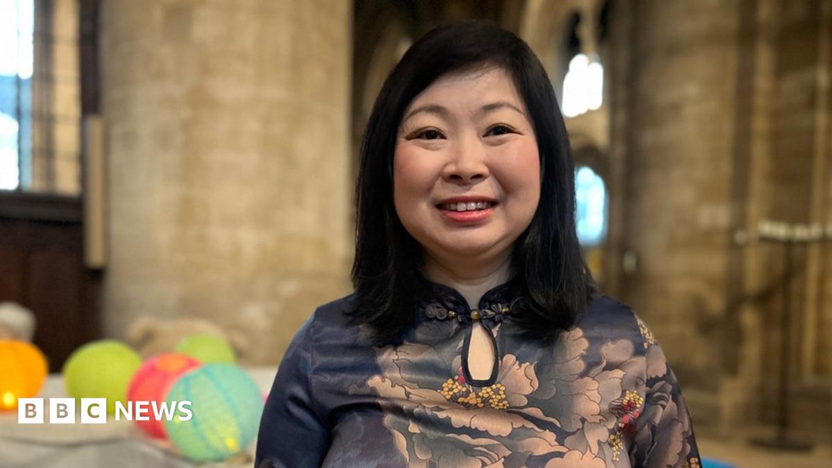 Peterborough Chinese community group wins King's award - BBC News