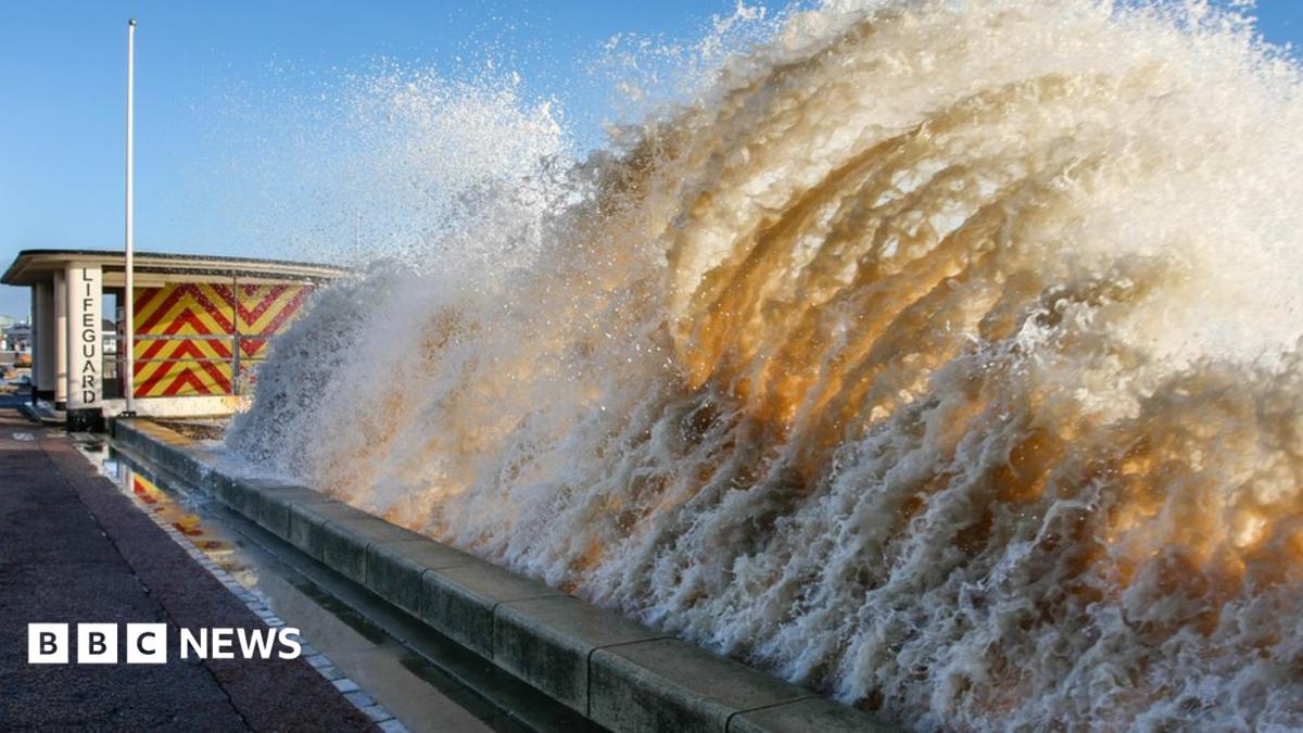 Lowestoft flood barrier work halted over £124m funding gap - BBC News