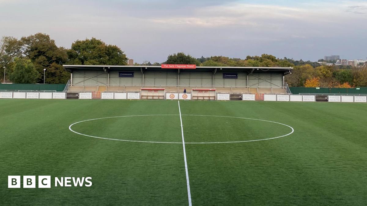 Harlow Town Football Club goes into administration - BBC News