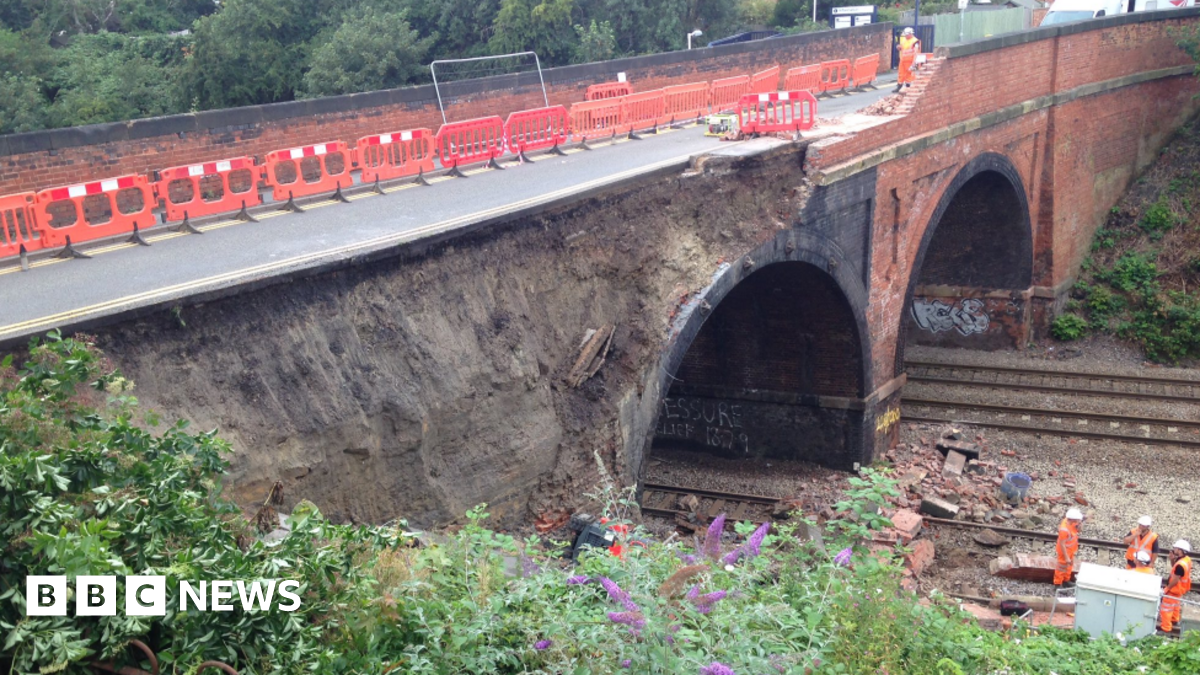 Network Rail staff 'started drilling moments before bridge collapse ...