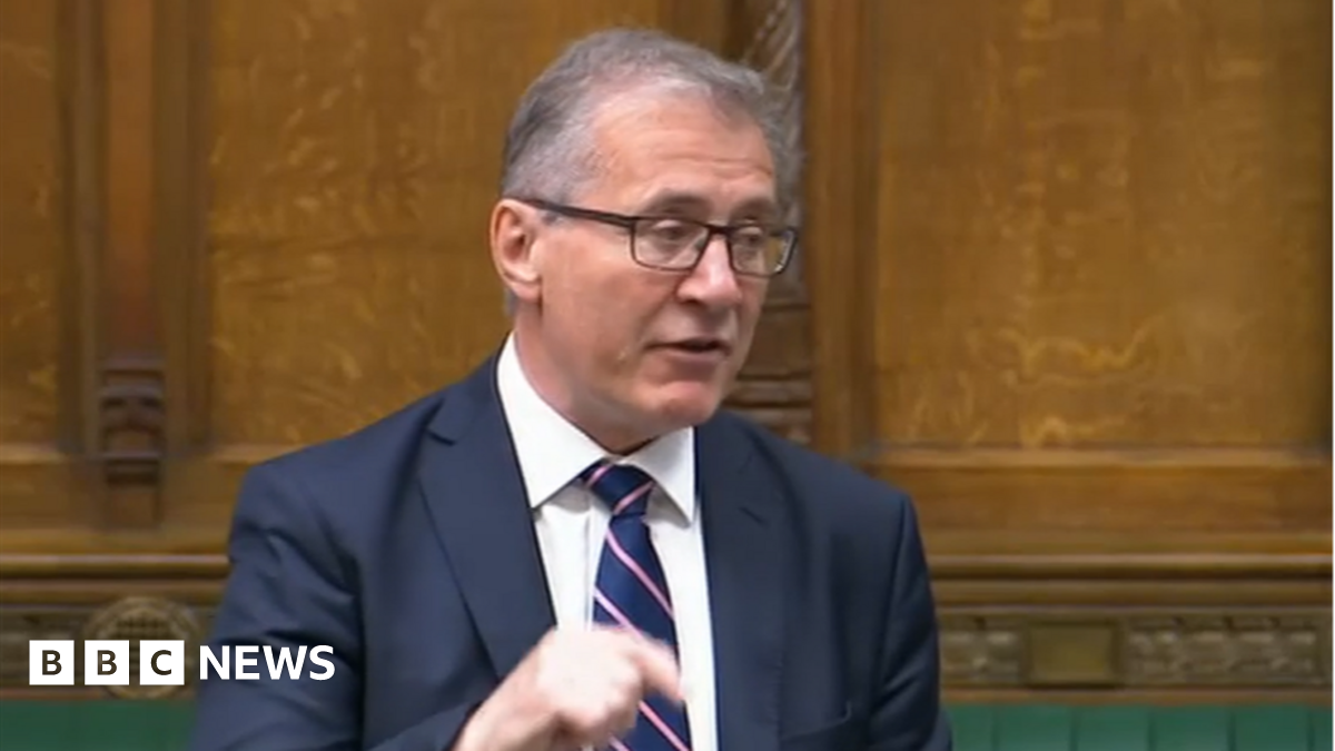 Rugby Conservative MP Mark Pawsey to step down - BBC News