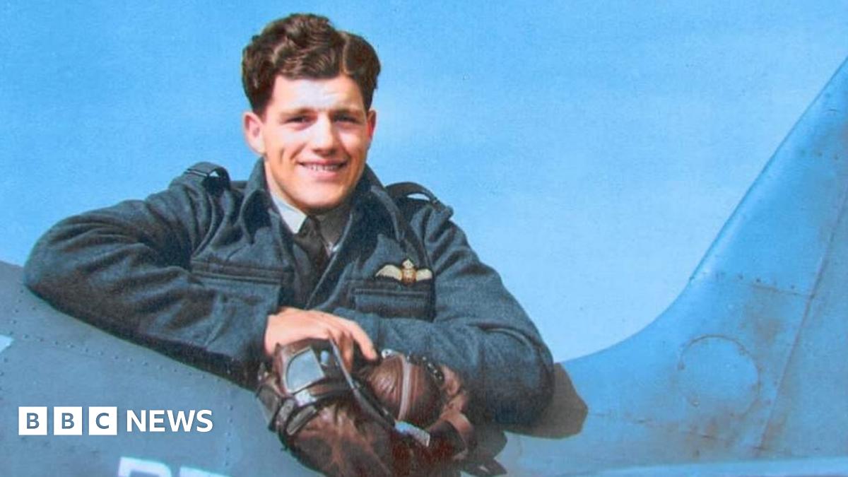 Spitfire found in peatbog slowly being pieced back together - BBC News