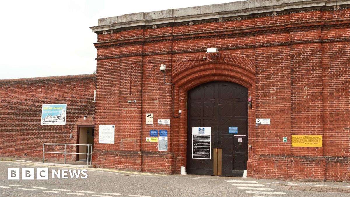 Suspect in court after attack on Norwich prison officer - BBC News