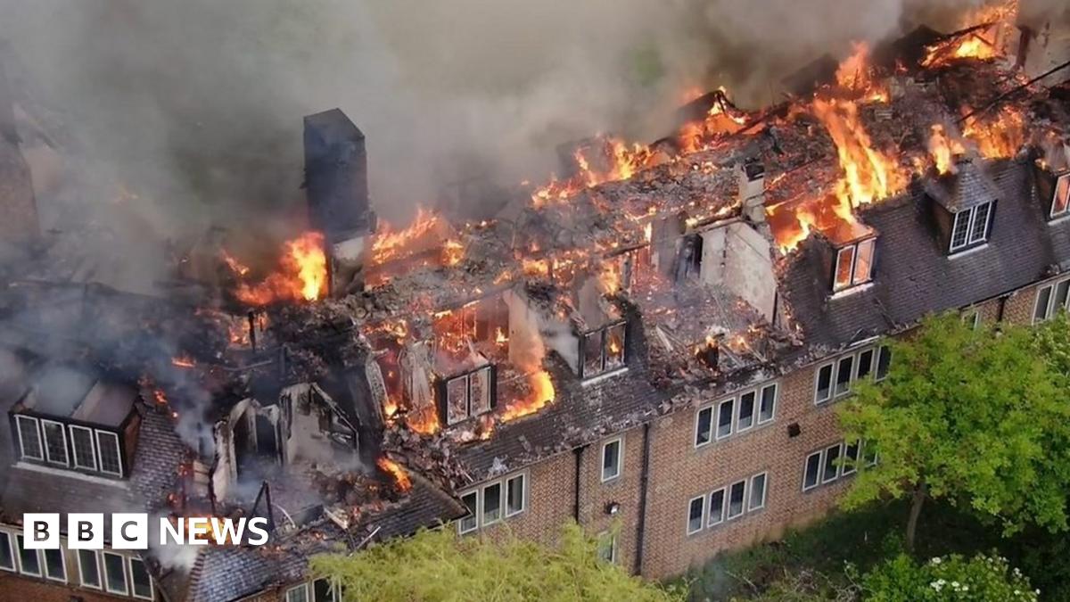 Call to save Newcastle fire-damaged former halls of residence - BBC News