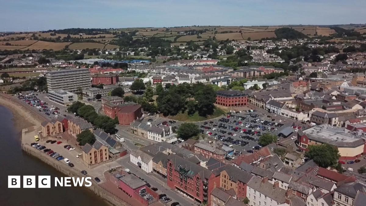 Devon police arrest four after death and 'bad batch' heroin alert - BBC ...