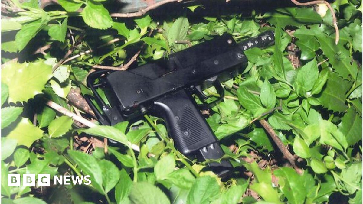 Mohammed Abdi murder: Fourth man Mohammed Ahmed jailed - BBC News