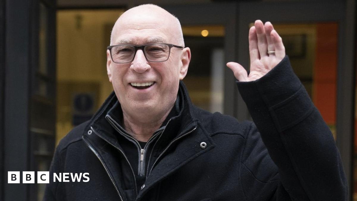 Ken Bruce signs off final Radio 2 show as BBC career comes to an end ...