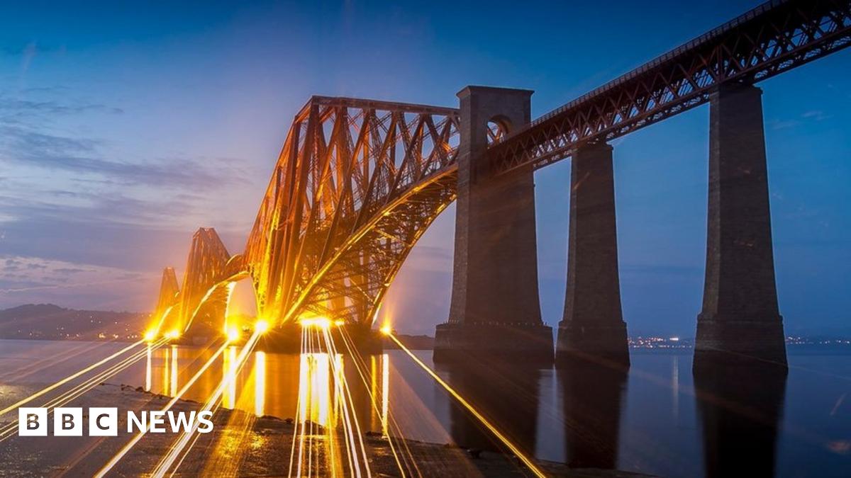 Your pictures on the theme of 'after dark' - BBC News