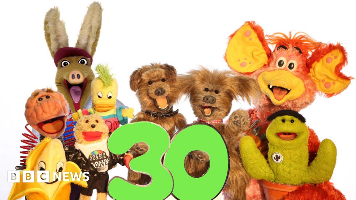 CBBC presenters past and present celebrate 30th anniversary - BBC News