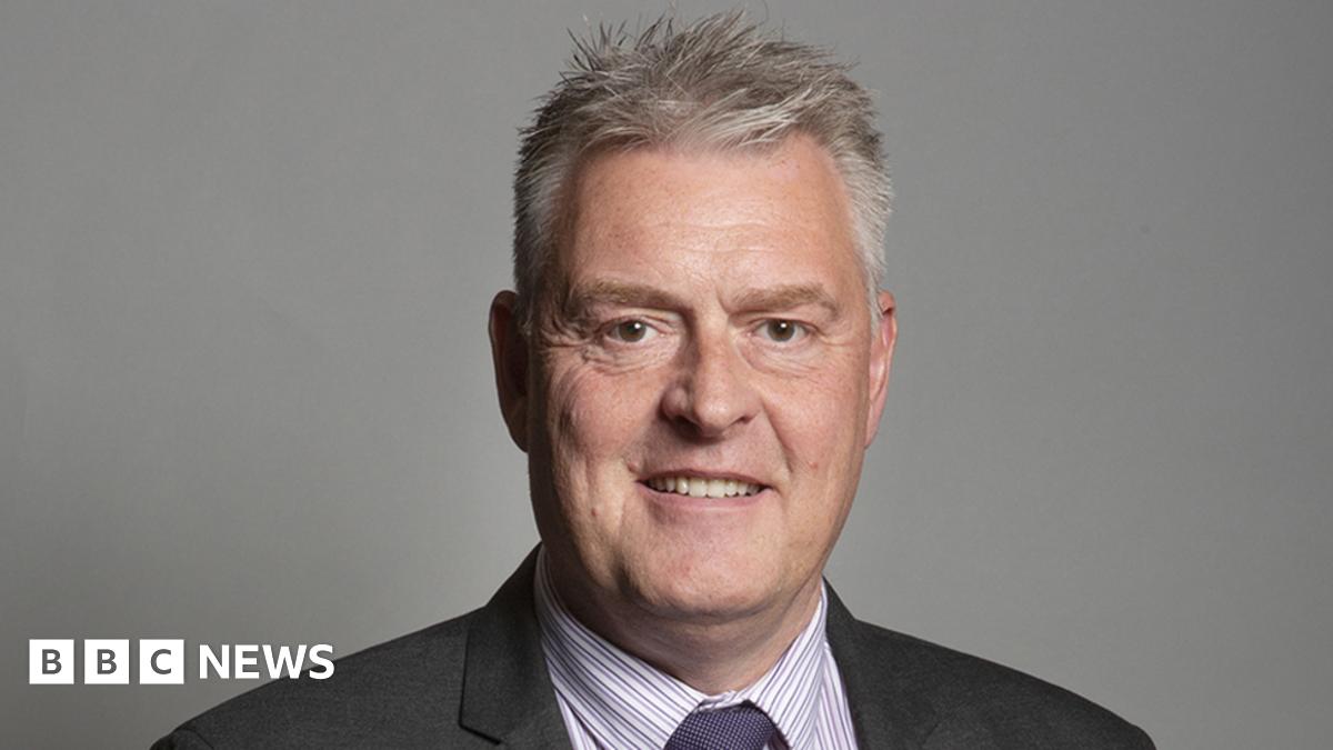 MP Lee Anderson: New deputy Tory chairman clashes with radio presenter - BBC News