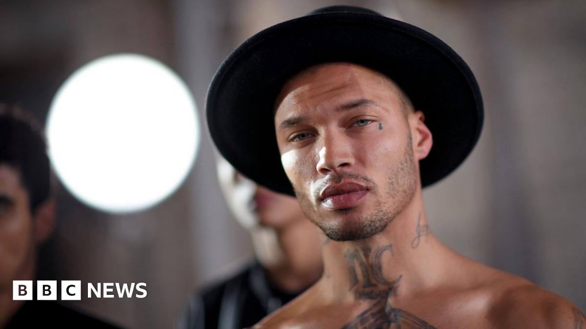 'World's hottest felon' Jeremy Meeks banned from entering the UK - BBC News
