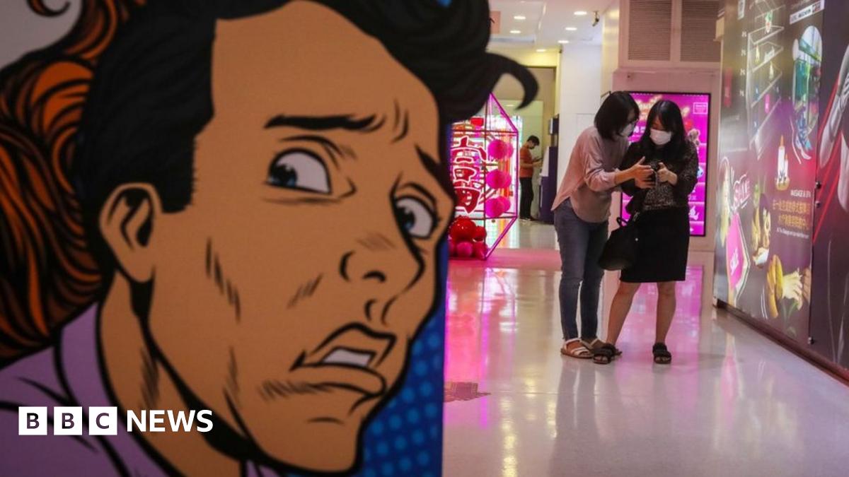 Sinophobia: How a virus reveals the many ways China is feared - BBC News