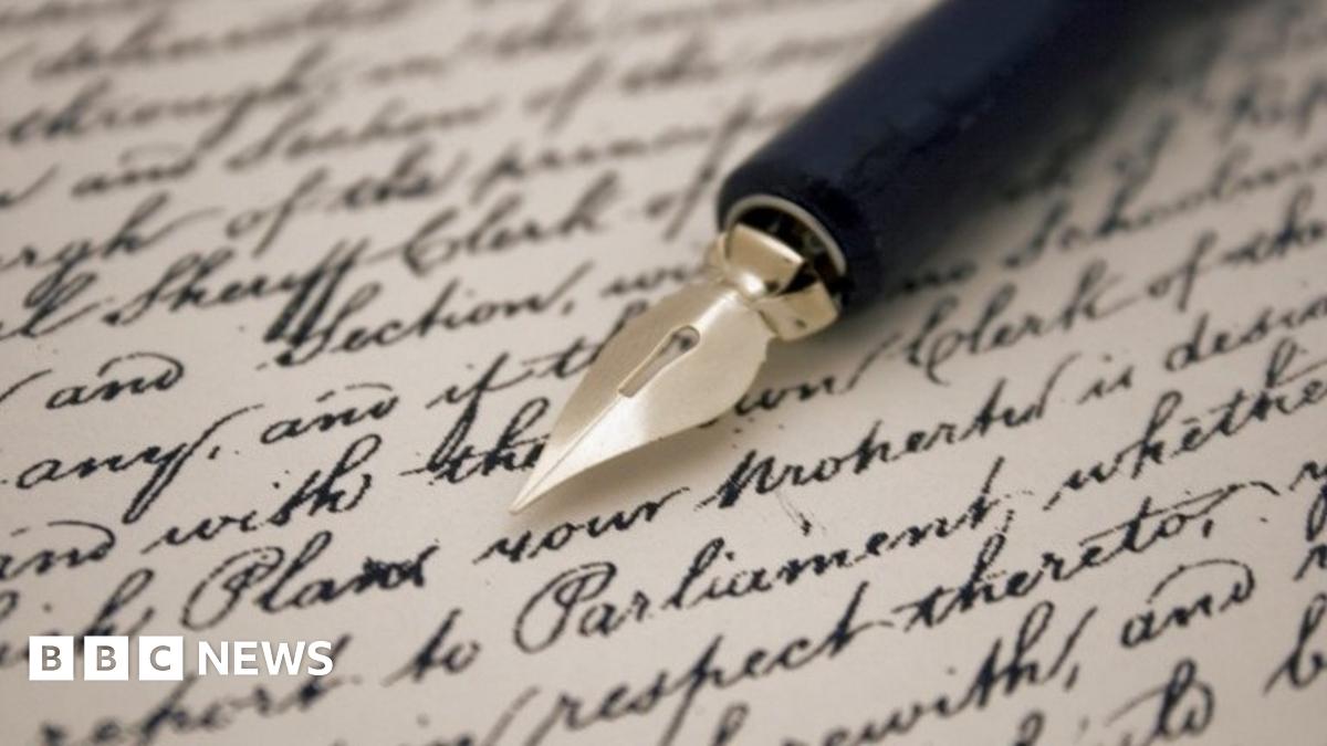 Can a computer copy your handwriting? - BBC News