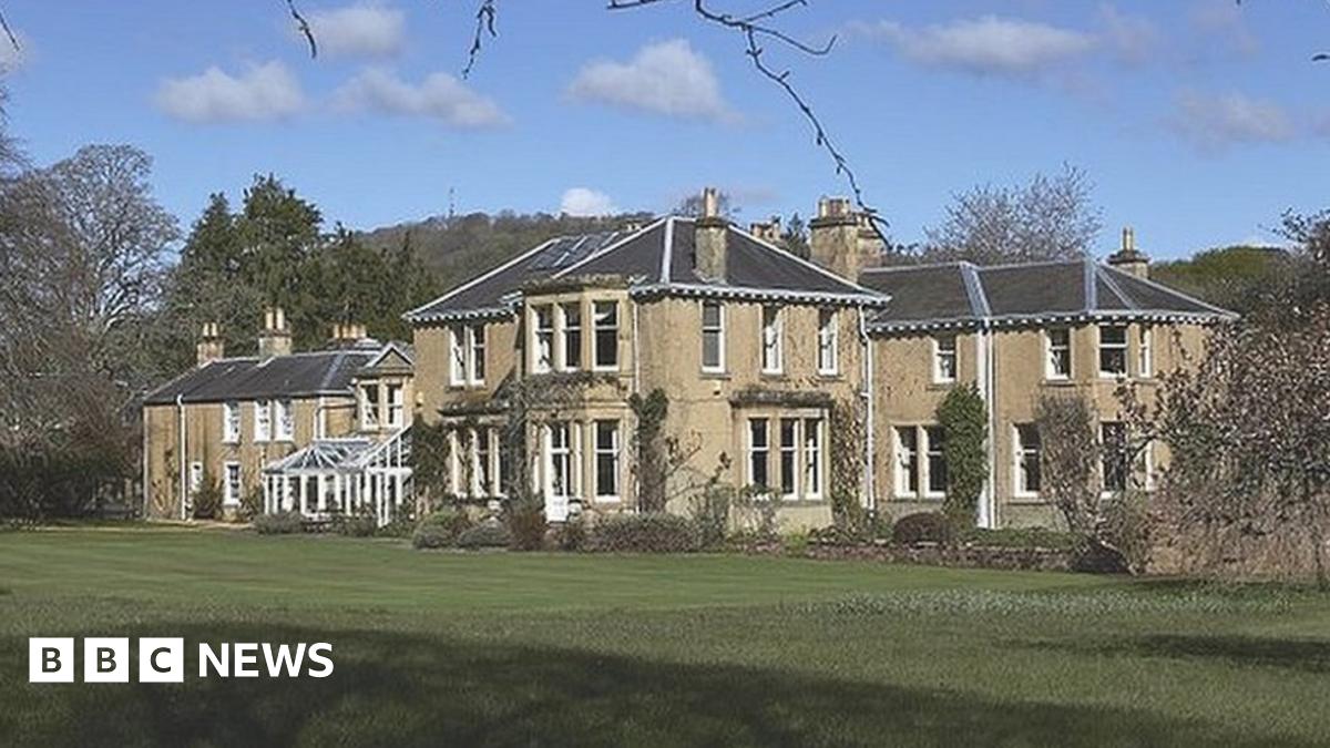 Lowood House near Melrose set for demolition - BBC News
