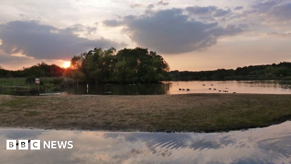 Hart in Hampshire 'best place to live in UK' - BBC News