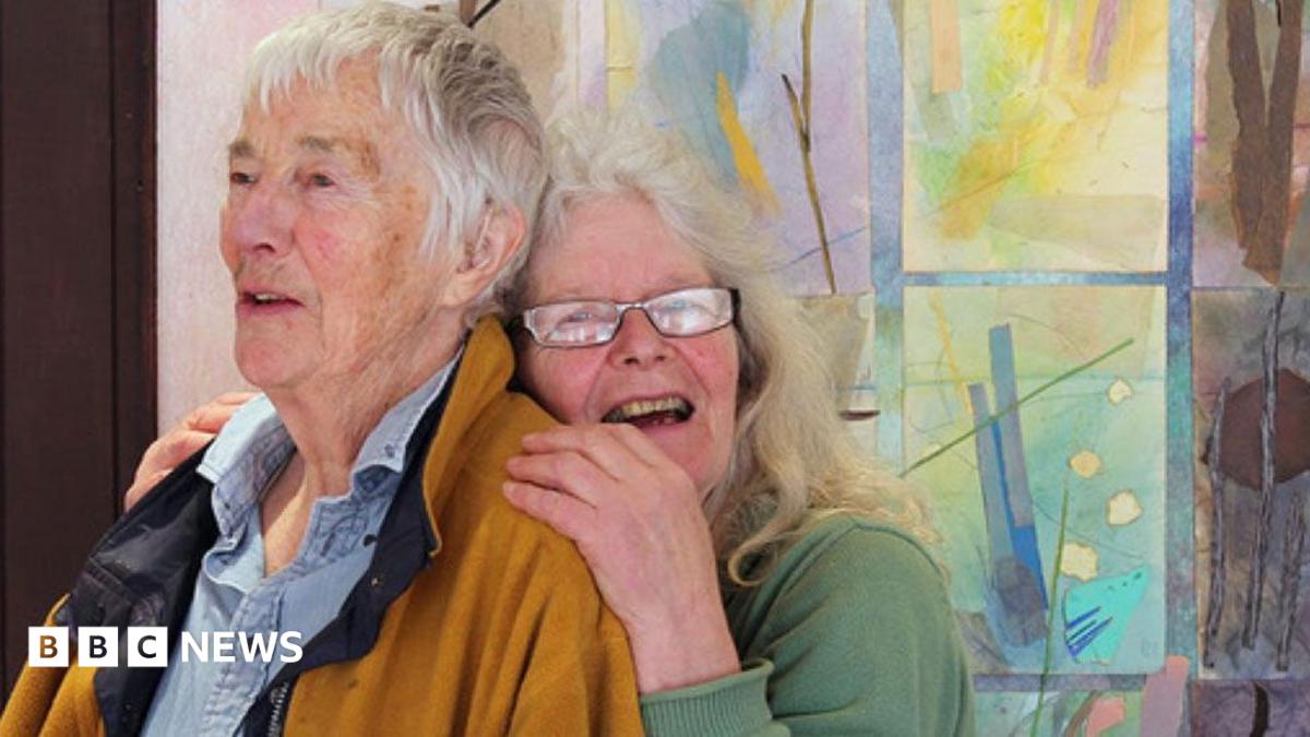 Cambridge Open Studio's founder was 'an incomparable painter' - BBC News