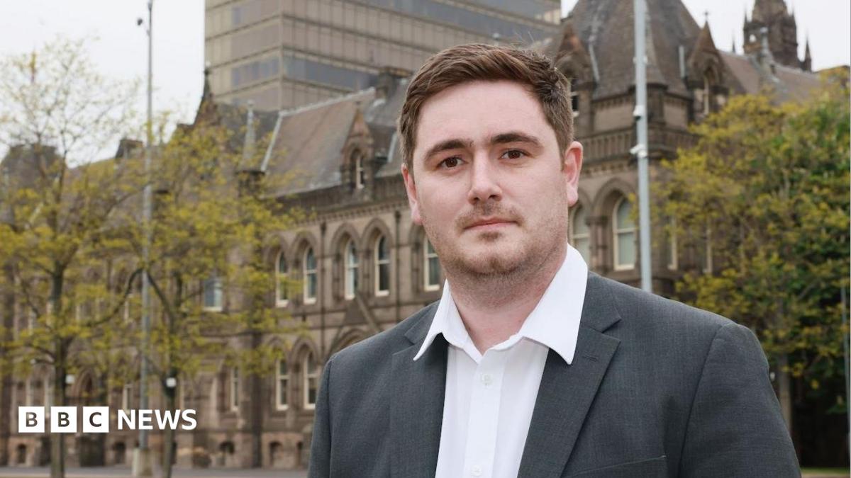 Middlesbrough Council proposes £14m cuts to avoid bankruptcy - BBC News