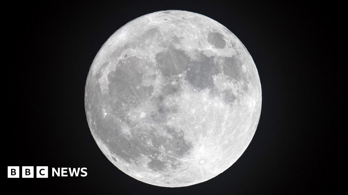 'Mini Moon' to orbit Earth for two months - BBC News