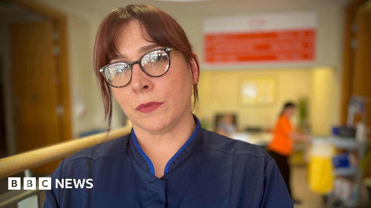 Hospices hit by funding crisis - BBC News