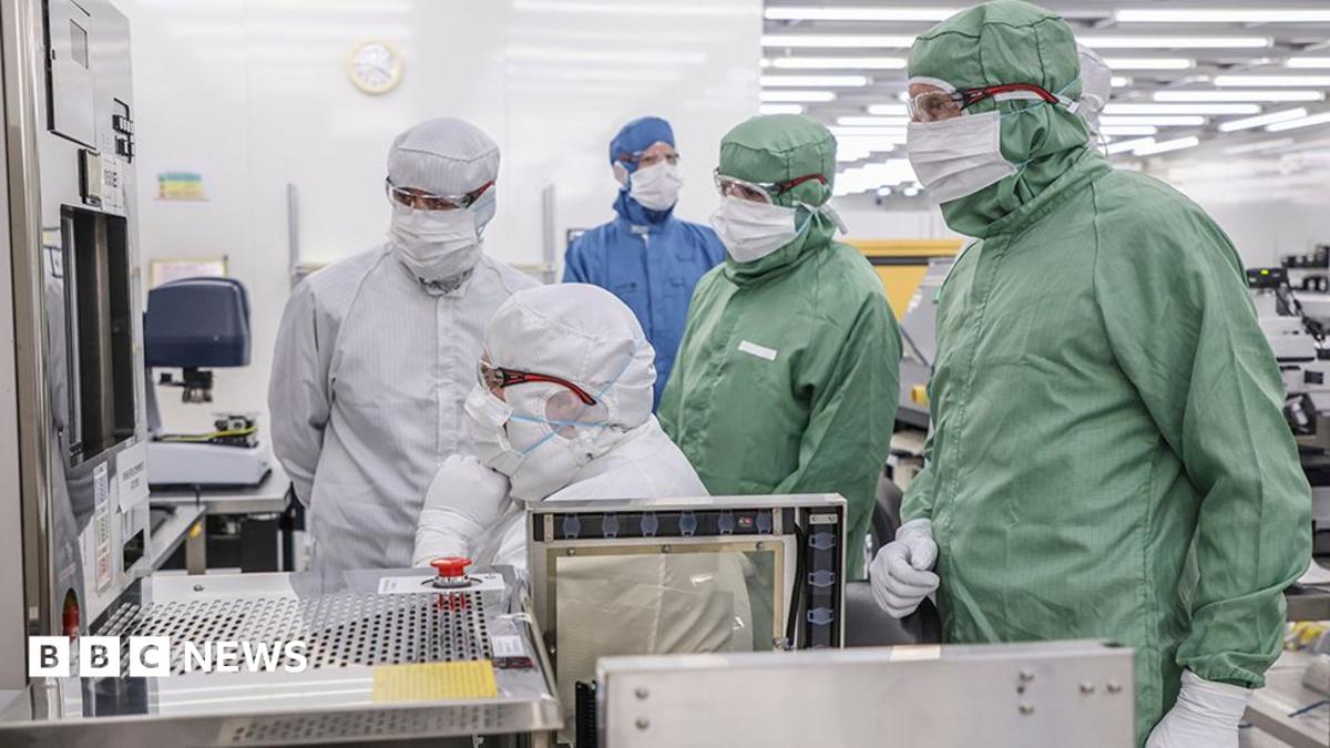 MoD steps in to buy chip-making plant in County Durham - BBC News