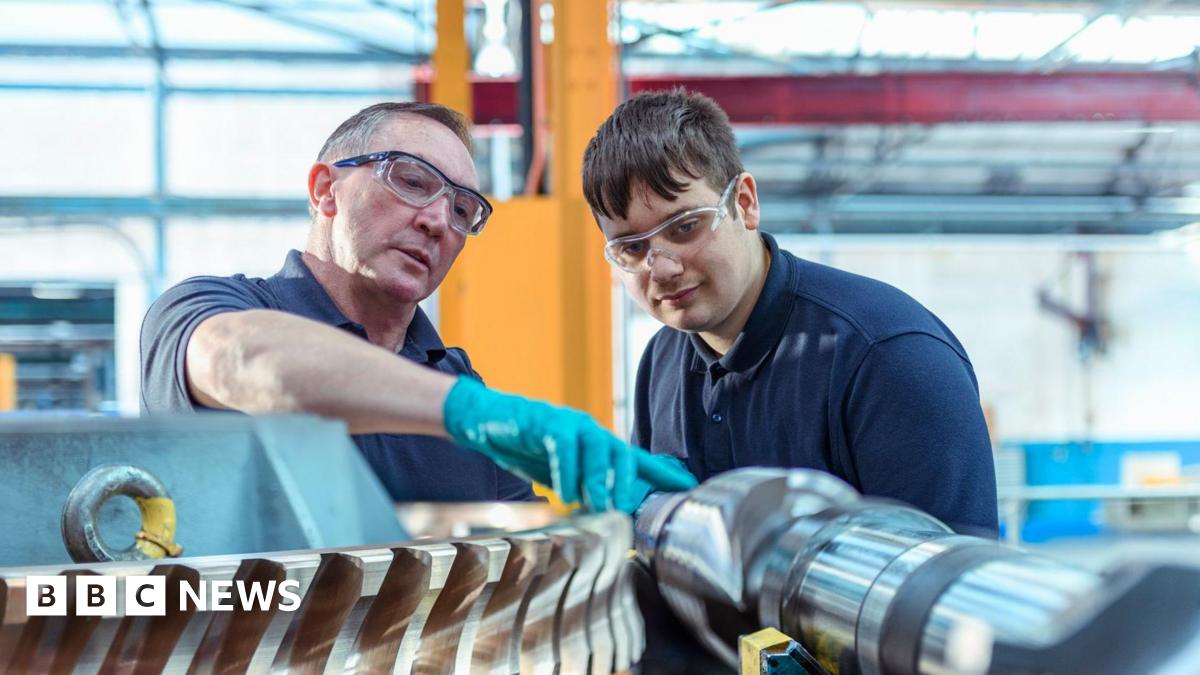 What is an apprenticeship, how do you get one and what is the pay ...