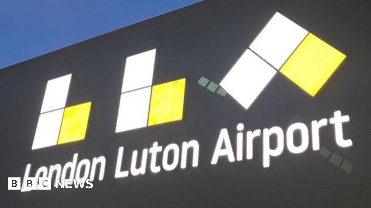 Luton Airport presses government for swift decision on expansion - BBC News