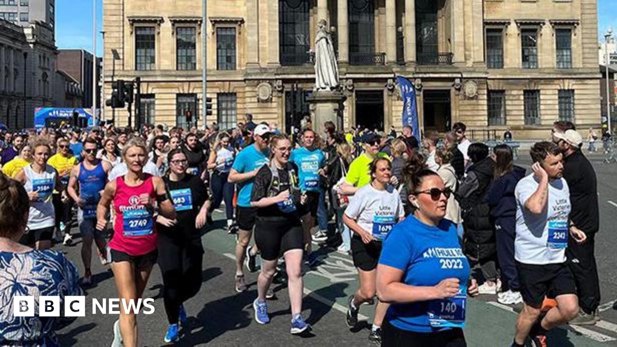 Run For All Hull 10K 2025 - road closures, route and start time - BBC News