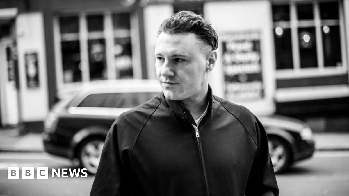 Callum Beattie on the traumas of making it in the music industry - BBC News