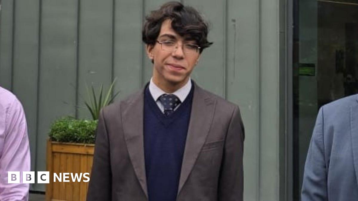 Algeria's top school pupil at Aston University - BBC News