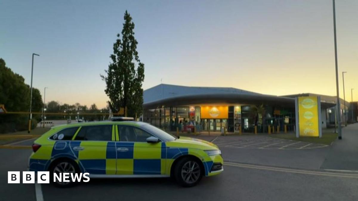 Girl, 4, dies after incident at Waterworld in Stoke-on-Trent - BBC News