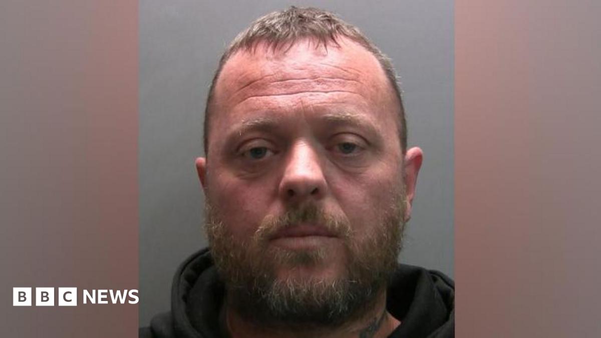 Carlisle man jailed for encouraging people to target police - BBC News