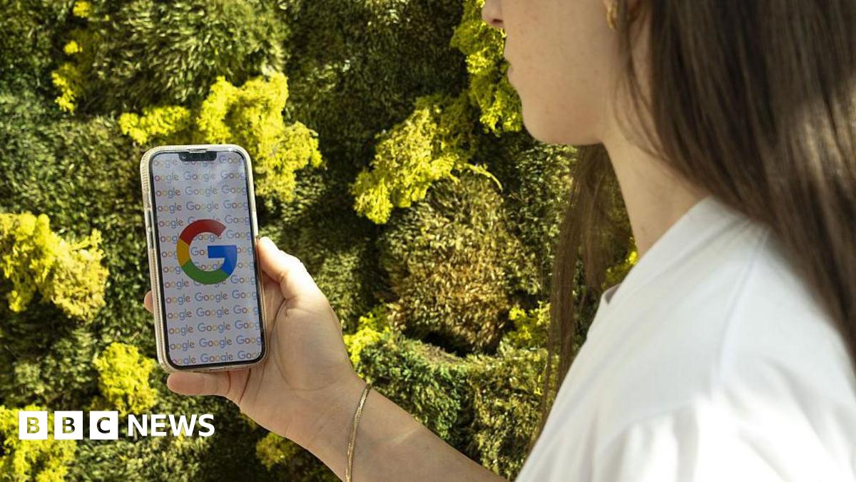 Google may be forced to make changes to search engine in UK - BBC News