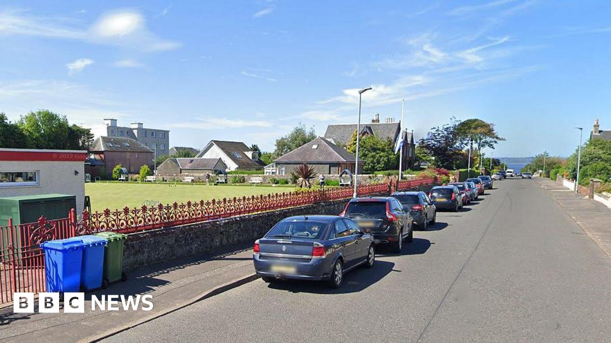 Woman, 78, critical in hospital after serious crash in Largs - BBC News