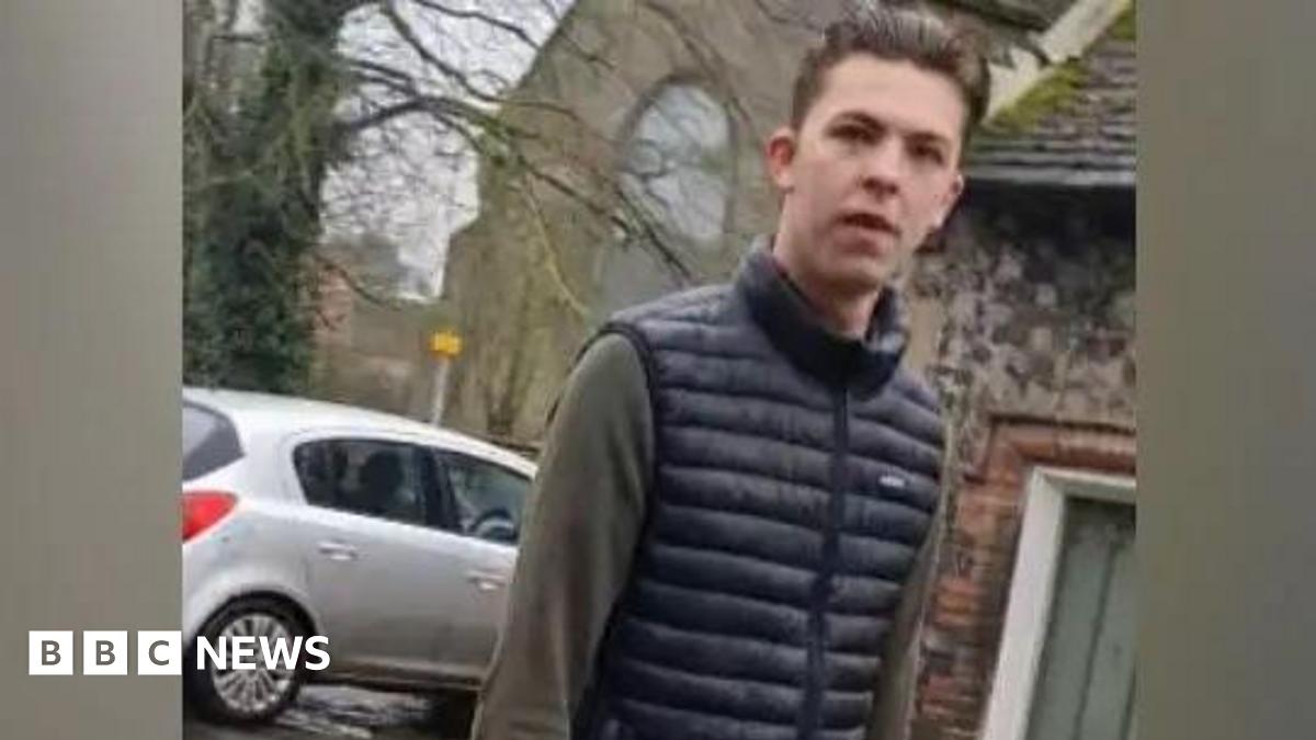 Elvis Price guilty of Norwich GBH on ex-soldier - BBC News