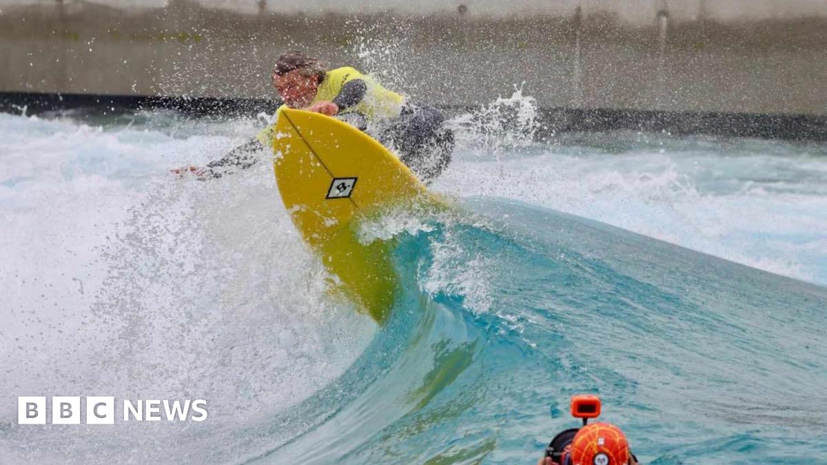 'Nothing stops me,' says Cornish surfer with one leg - BBC News
