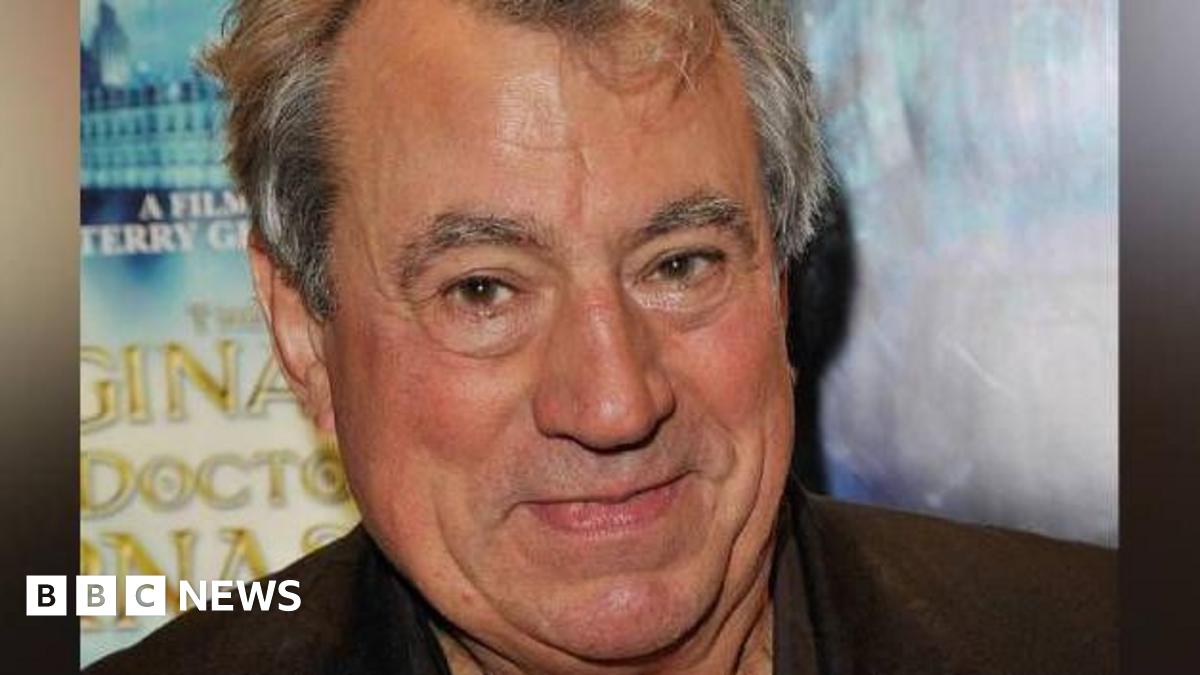 Monty Python: £120k raised for statue of Terry Jones - BBC News
