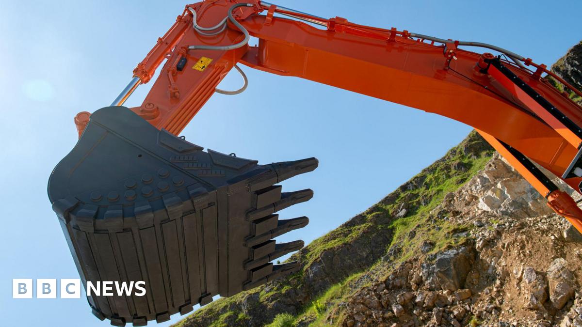 Welton Aggregates' Caistor quarry plan approved, despite opposition ...