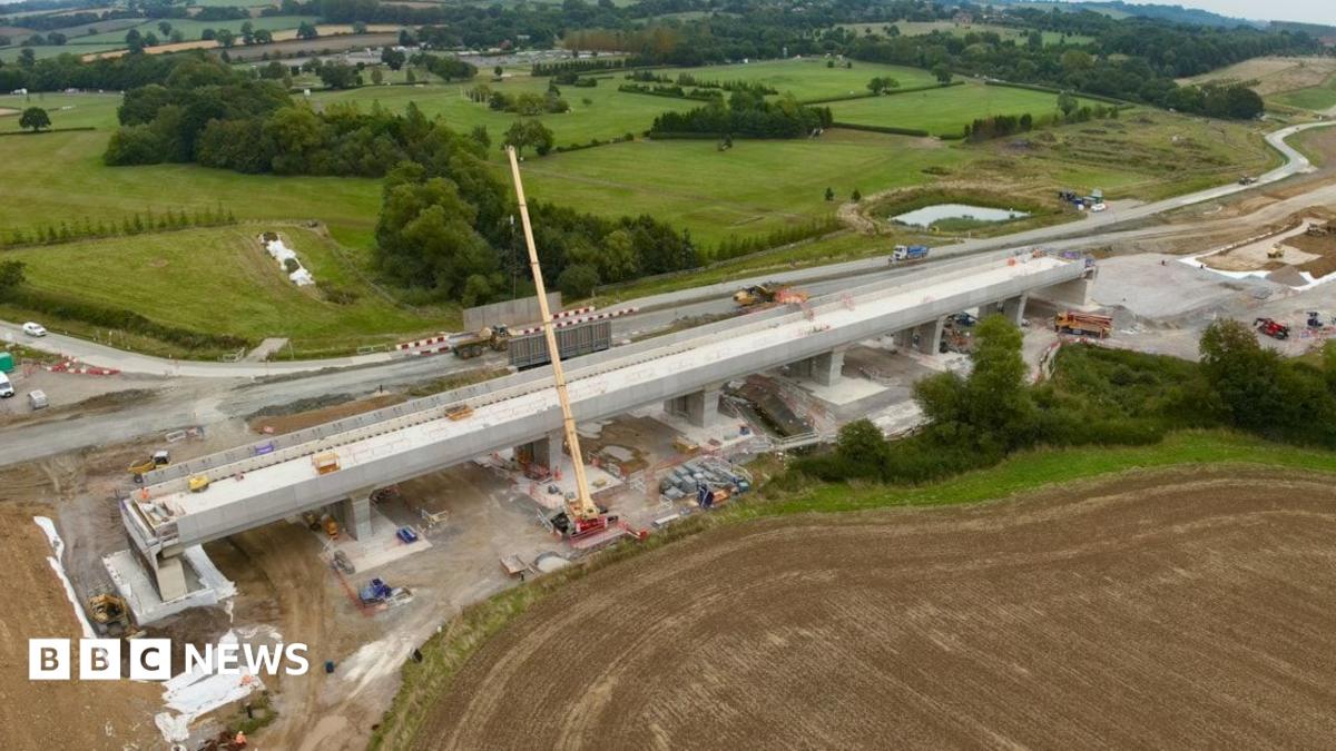 First HS2 viaduct completed in Northamptonshire - BBC News