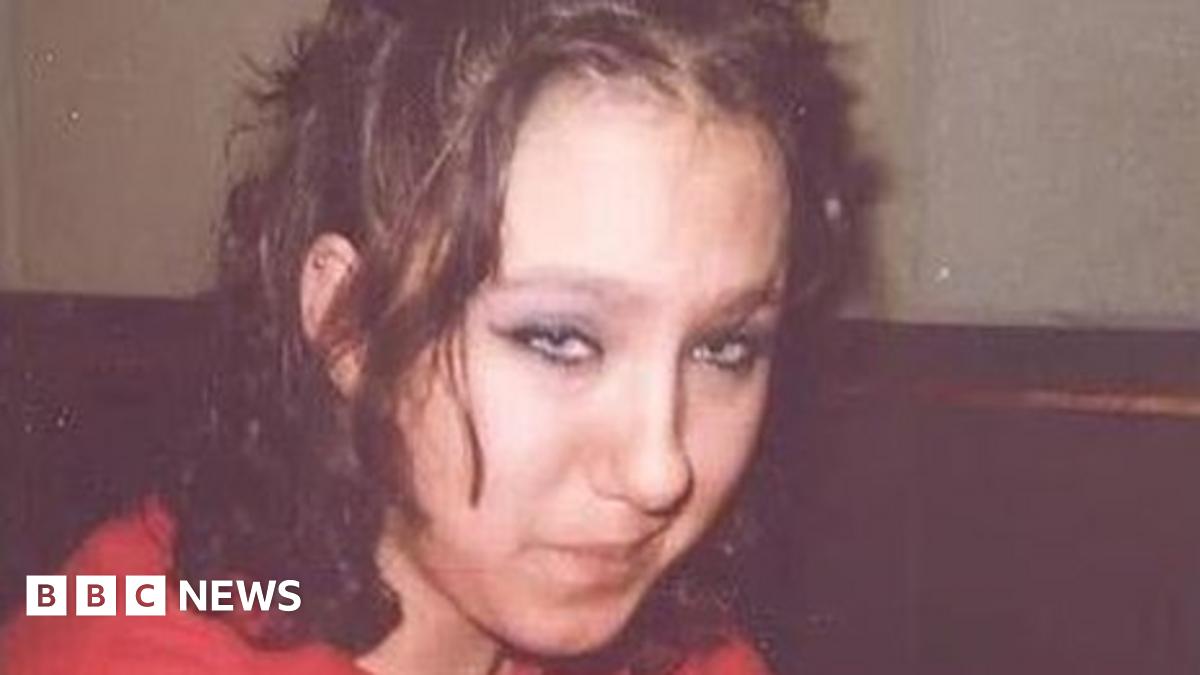 Detectives review Becky Hall cold case murder - BBC News
