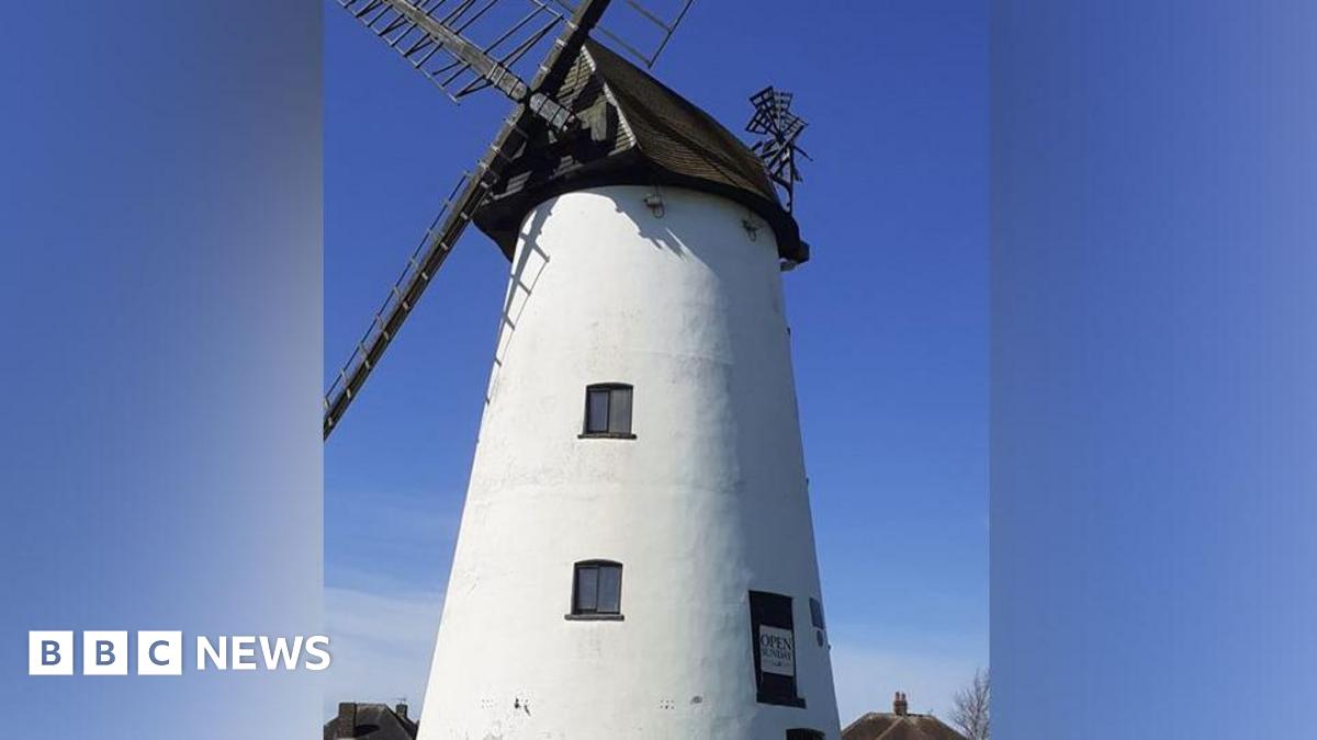 Little Marton Windmill: Plans to restore landmark stall - BBC News