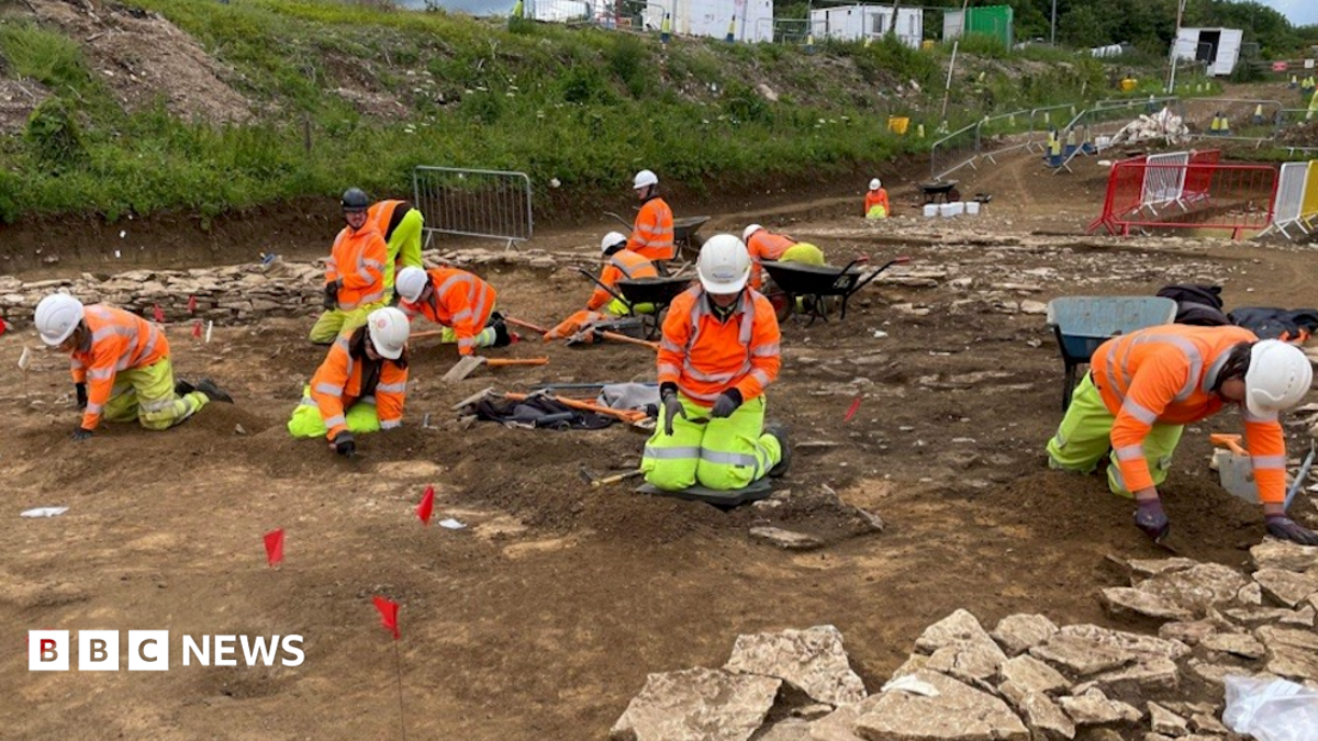 Roman settlement dig on A417 near Gloucester 'exceeded all expectations ...