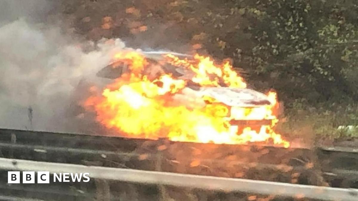 A27: All lanes reopened after vehicle fire near A23 - BBC News