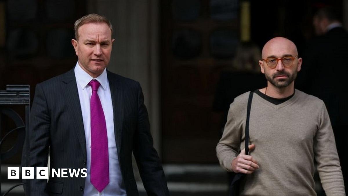 Bankers jailed for interest rate rigging lose appeal - BBC News