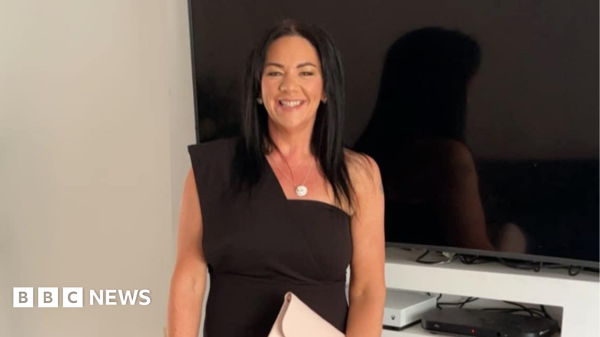 Banbridge: Pair in court charged with murder of Karen Cummings - BBC News