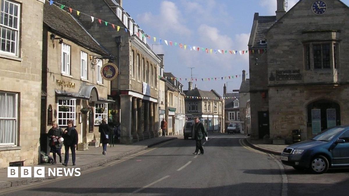 Oundle: The by-election born out of a controversial house move - BBC News