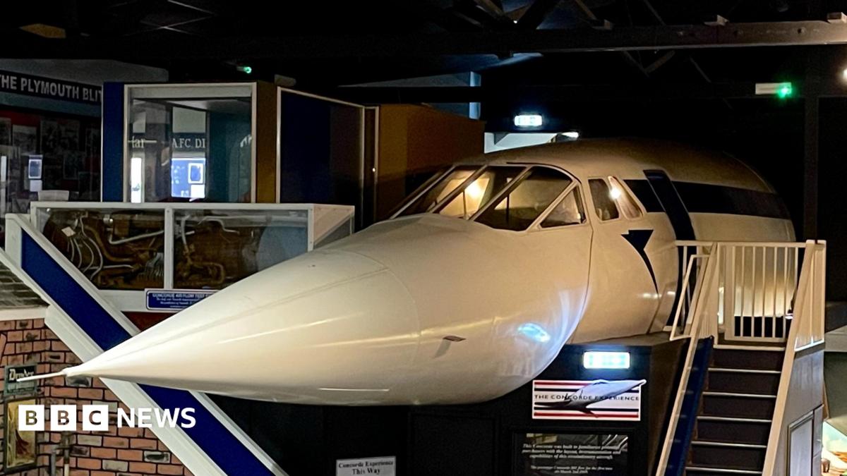 World War Two artefacts dominate Flambards theme park auction - BBC News