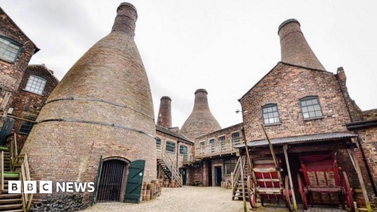 Centenary festival to celebrate Stoke-on-Trent's heritage - BBC News
